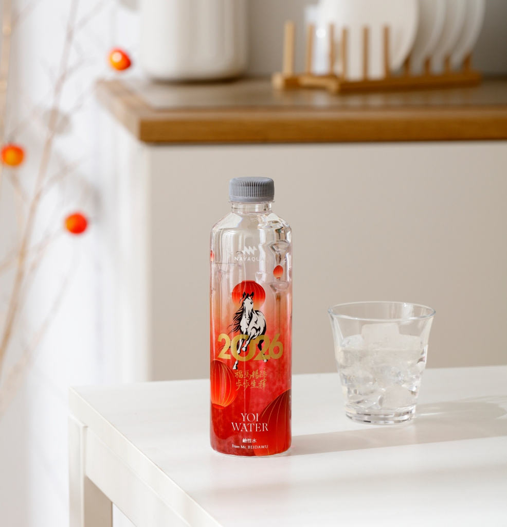 開運囤水也能抽黃金！YOI WATER鹼性水馬年限定 momo獨家登場